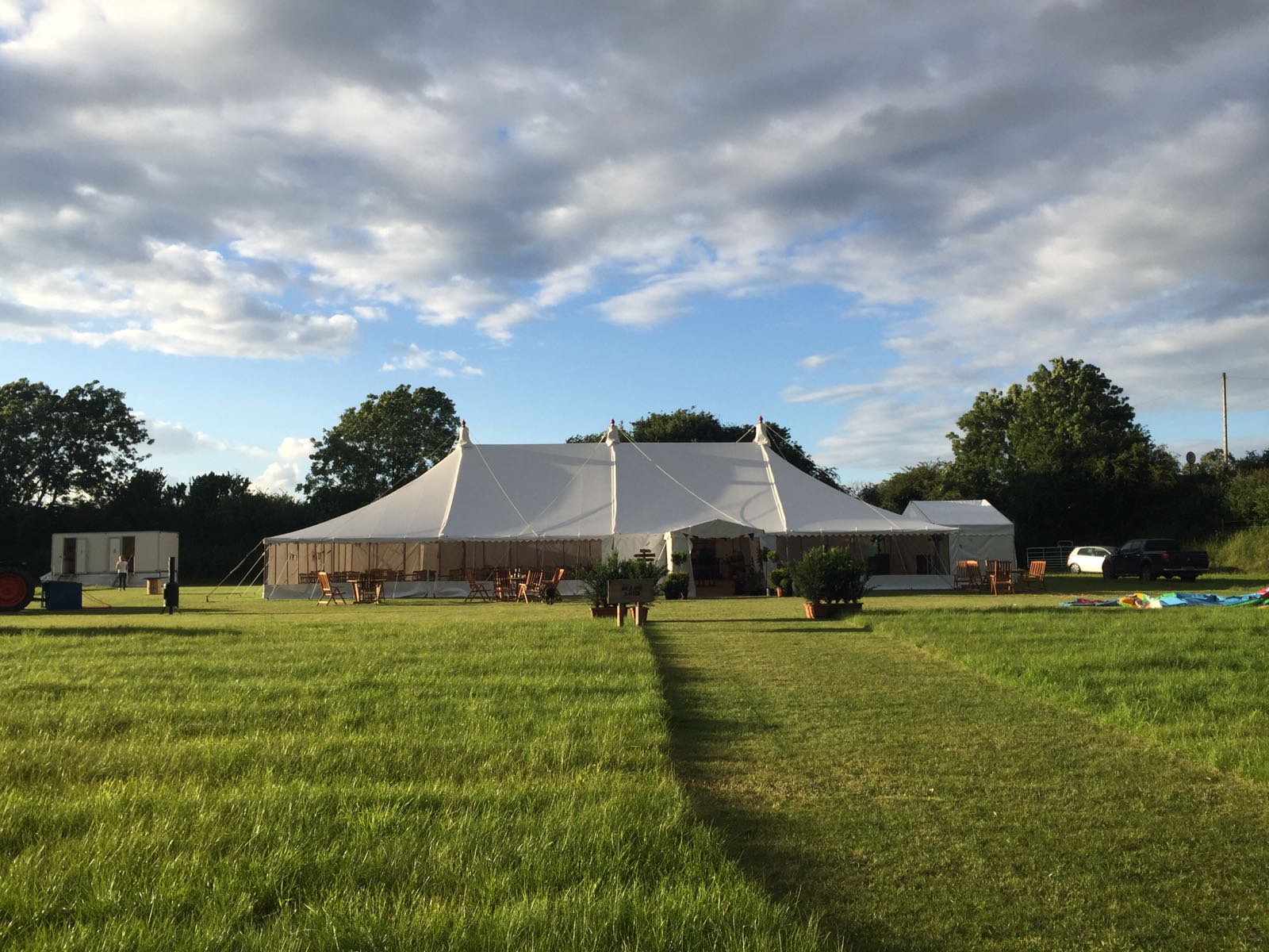 Marquee Accessories | Flooring, Staging, Tables & Chairs, Lighting