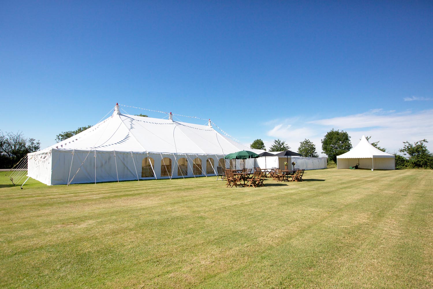 Marquee Hire Bedfordshire - Countryside Marquees